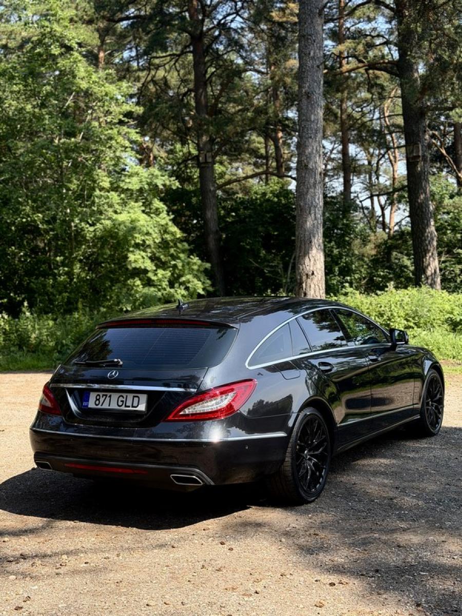 Melns Mercedes-Benz CLS 250 2017 Tallina, ar dzinēja tilpumu 2.10 L un nobraukumu 215 tūkst. km par 14300 €, foto 20 vietnē AUTOMOTO.COM.LV
