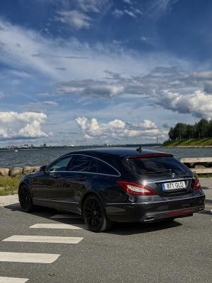 Melns Mercedes-Benz CLS 250 2017 Tallina, ar dzinēja tilpumu 2.10 L un nobraukumu 215 tūkst. km par 14300 €, foto 22 vietnē AUTOMOTO.COM.LV