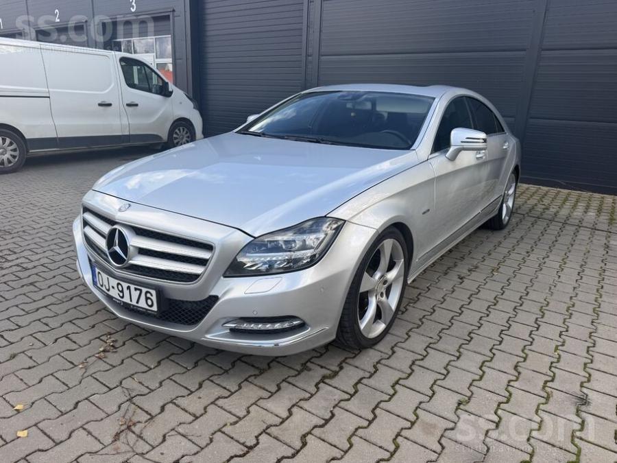 Pelēks Mercedes-Benz CLS 250 2012 Jelgava, ar dzinēja tilpumu 2.20 L un nobraukumu 275 tūkst. km par 12000 €, foto 3 vietnē AUTOMOTO.COM.LV