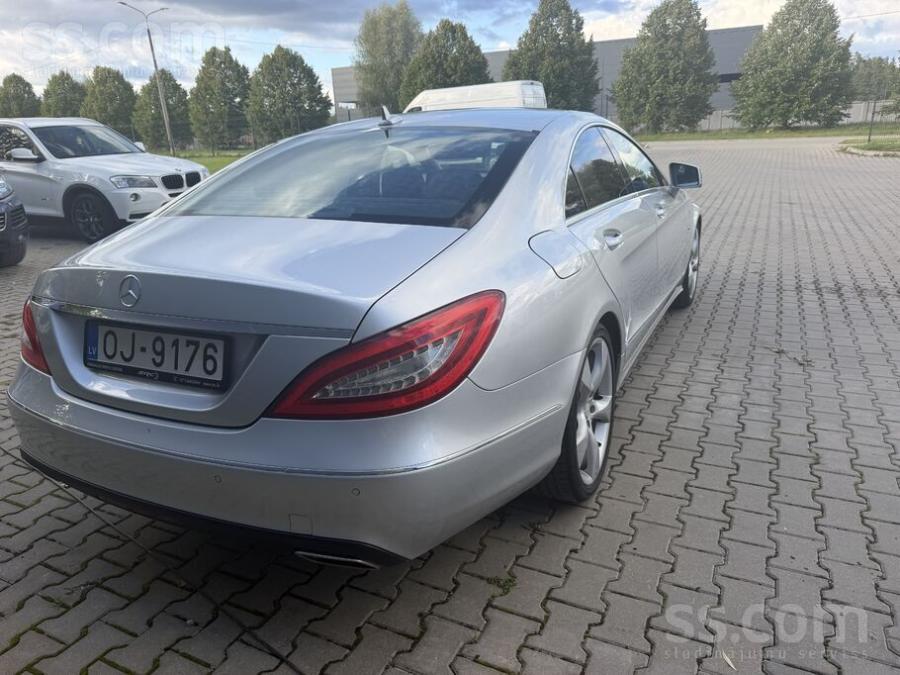Pelēks Mercedes-Benz CLS 250 2012 Jelgava, ar dzinēja tilpumu 2.20 L un nobraukumu 275 tūkst. km par 12000 €, foto 5 vietnē AUTOMOTO.COM.LV