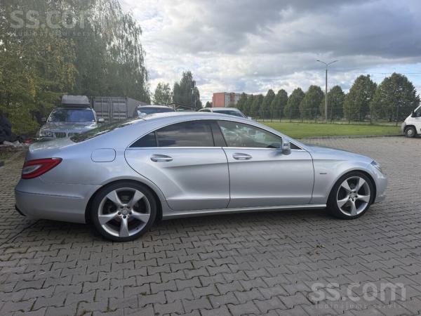 Pelēks Mercedes-Benz CLS 250 2012 Jelgava, ar dzinēja tilpumu 2.20 L un nobraukumu 275 tūkst. km par 12000 €, foto 6 vietnē AUTOMOTO.COM.LV