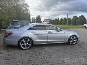Pelēks Mercedes-Benz CLS 250 2012 Jelgava, ar dzinēja tilpumu 2.20 L un nobraukumu 275 tūkst. km par 12000 €, foto 6 vietnē AUTOMOTO.COM.LV