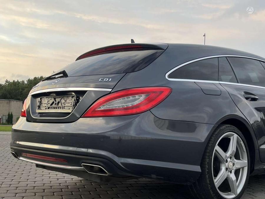 Grey Mercedes-Benz CLS 250 2012 in Raseiniai, with an engine capacity of 2.18 L and mileage of 220 thousand km for 11750 €, photo 11 on AUTOMOTO.COM.LV