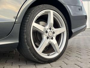 Grey Mercedes-Benz CLS 250 2012 in Raseiniai, with an engine capacity of 2.18 L and mileage of 220 thousand km for 11750 €, photo 17 on AUTOMOTO.COM.LV