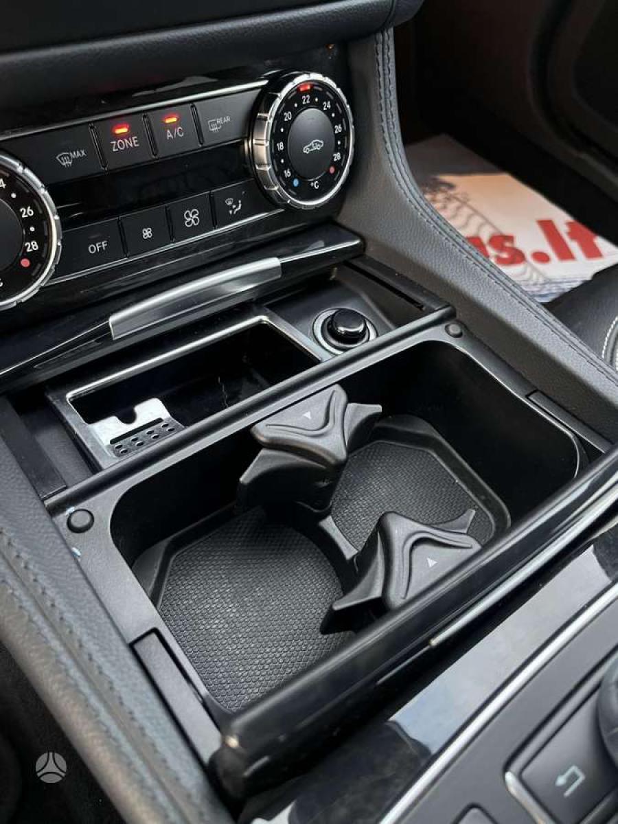 Grey Mercedes-Benz CLS 250 2012 in Raseiniai, with an engine capacity of 2.18 L and mileage of 220 thousand km for 11750 €, photo 25 on AUTOMOTO.COM.LV