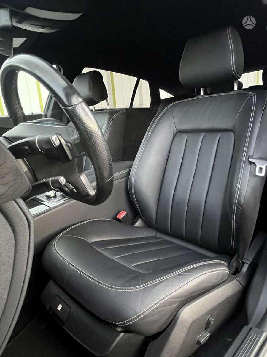 Grey Mercedes-Benz CLS 250 2012 in Raseiniai, with an engine capacity of 2.18 L and mileage of 220 thousand km for 11750 €, photo 27 on AUTOMOTO.COM.LV