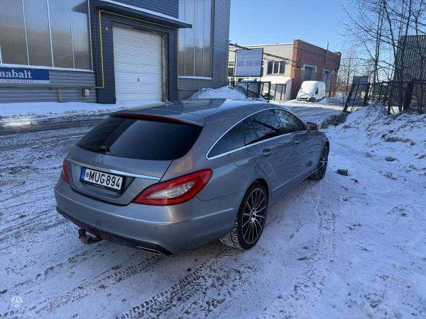 Pelēks Mercedes-Benz CLS 250 2013 Viļņa, ar dzinēja tilpumu 0.00 L un nobraukumu 199 tūkst. km par 15000 €, foto 2 vietnē AUTOMOTO.COM.LV