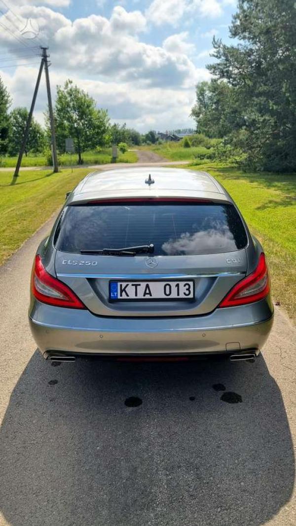 Pelēks Mercedes-Benz CLS 250 2013 Panevēža, ar dzinēja tilpumu 2.10 L un nobraukumu 366 tūkst. km par 10300 €, foto 7 vietnē AUTOMOTO.COM.LV
