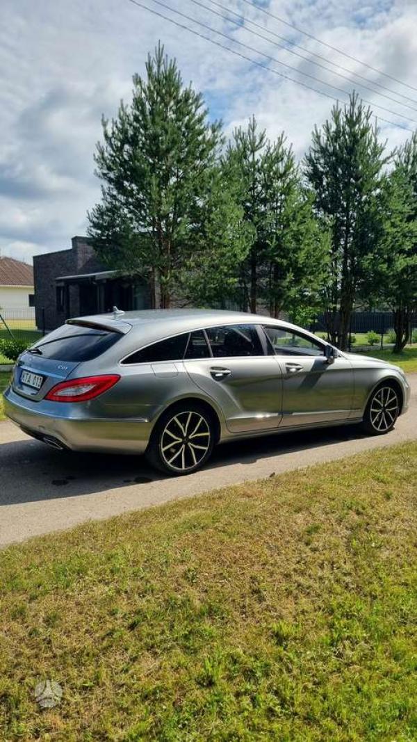 Pelēks Mercedes-Benz CLS 250 2013 Panevēža, ar dzinēja tilpumu 2.10 L un nobraukumu 366 tūkst. km par 10300 €, foto 8 vietnē AUTOMOTO.COM.LV