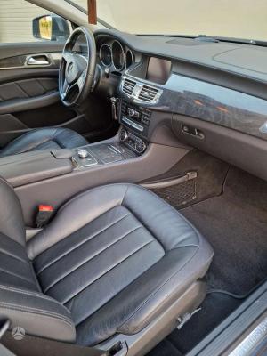 Pelēks Mercedes-Benz CLS 250 2013 Klaipėda, ar dzinēja tilpumu 2.14 L un nobraukumu 182 tūkst. km par 13500 €, foto 18 vietnē AUTOMOTO.COM.LV