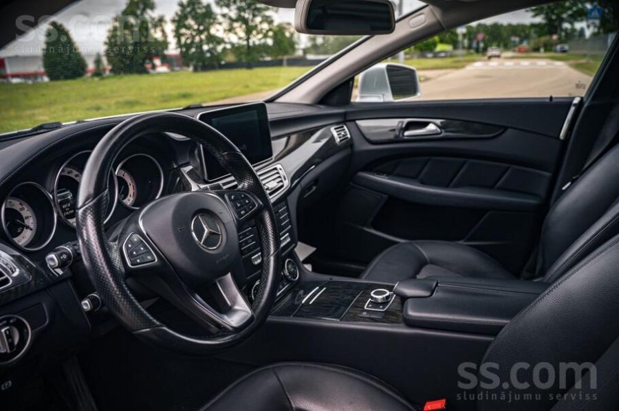 Grey Mercedes-Benz CLS 250 2015 in Riga, with an engine capacity of 2.20 L and mileage of 277 thousand km for 13990 €, photo 12 on AUTOMOTO.COM.LV
