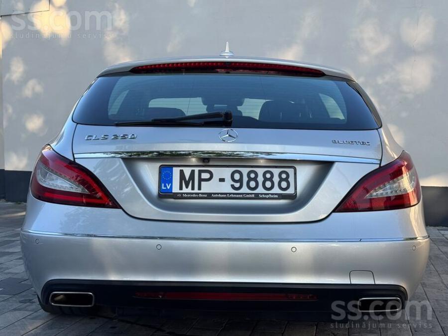 Pelēks Mercedes-Benz CLS 250 2015 Rīga, ar dzinēja tilpumu 2.20 L un nobraukumu 215 tūkst. km par 16400 €, foto 7 vietnē AUTOMOTO.COM.LV