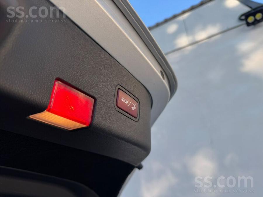 Pelēks Mercedes-Benz CLS 250 2015 Rīga, ar dzinēja tilpumu 2.20 L un nobraukumu 215 tūkst. km par 16400 €, foto 12 vietnē AUTOMOTO.COM.LV