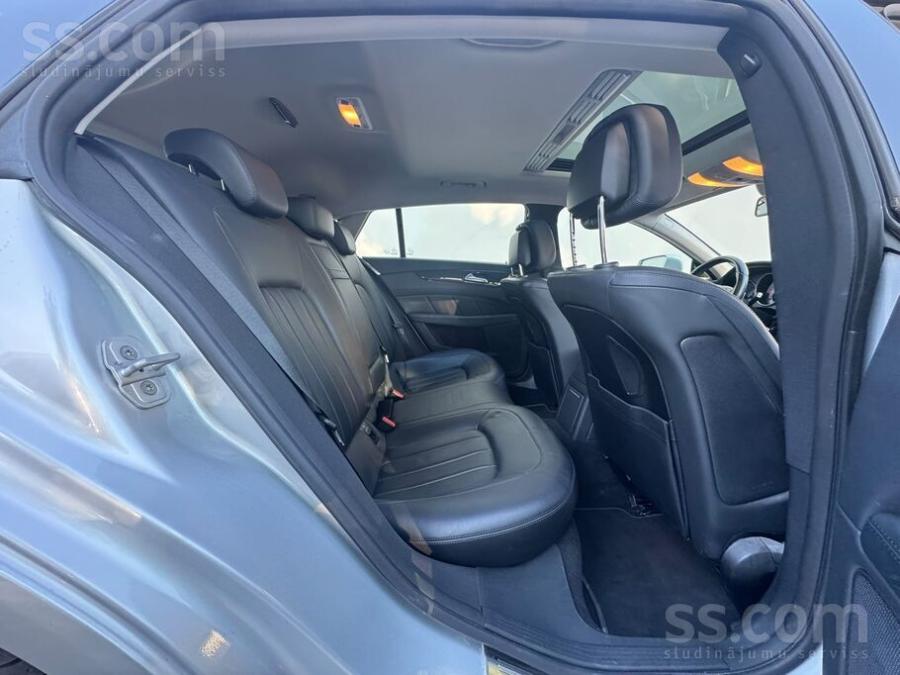 Pelēks Mercedes-Benz CLS 250 2015 Rīga, ar dzinēja tilpumu 2.20 L un nobraukumu 215 tūkst. km par 16400 €, foto 19 vietnē AUTOMOTO.COM.LV