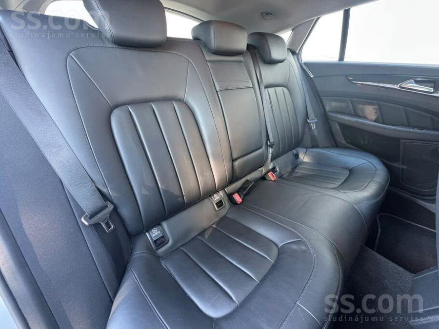 Pelēks Mercedes-Benz CLS 250 2015 Rīga, ar dzinēja tilpumu 2.20 L un nobraukumu 215 tūkst. km par 16400 €, foto 20 vietnē AUTOMOTO.COM.LV
