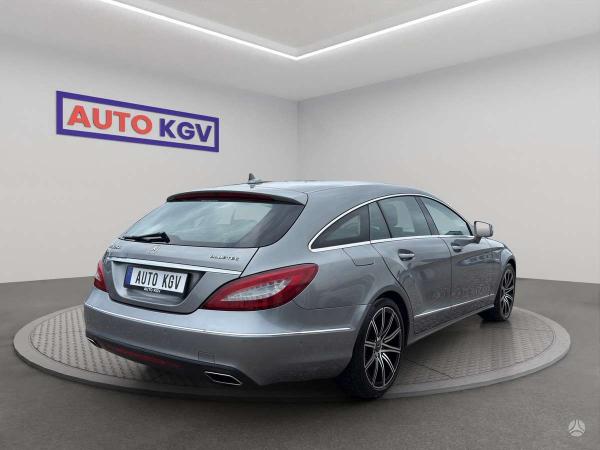 Grey Mercedes-Benz CLS 250 2015 in Kaunas, with an engine capacity of 2.10 L and mileage of 244 thousand km for 13999 €, photo 5 on AUTOMOTO.COM.LV