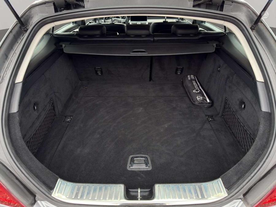 Grey Mercedes-Benz CLS 250 2015 in Kaunas, with an engine capacity of 2.10 L and mileage of 244 thousand km for 13999 €, photo 11 on AUTOMOTO.COM.LV