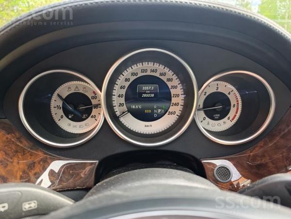 Pelēks Mercedes-Benz CLS 250 2016 Valmiera, ar dzinēja tilpumu 2.20 L un nobraukumu 286 tūkst. km par 15500 €, foto 9 vietnē AUTOMOTO.COM.LV