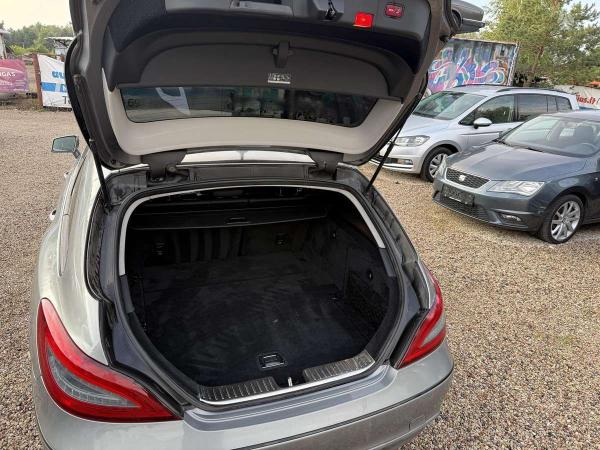 Yellow Mercedes-Benz CLS 250 2014 in Ukmerge, with an engine capacity of 2.14 L and mileage of 270 thousand km for 9250 €, photo 11 on AUTOMOTO.COM.LV