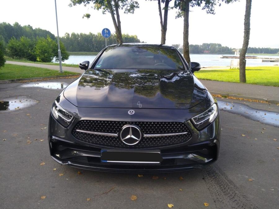 Black Mercedes-Benz cls-300 2023 in Kaisiadorys, with an engine capacity of 2.00 L and mileage of 67 thousand km for 38800 €, photo 3 on AUTOMOTO.COM.LV