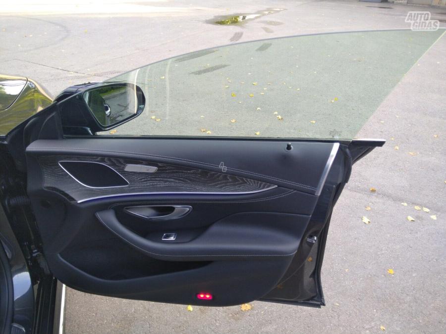 Black Mercedes-Benz cls-300 2023 in Kaisiadorys, with an engine capacity of 2.00 L and mileage of 67 thousand km for 38800 €, photo 13 on AUTOMOTO.COM.LV