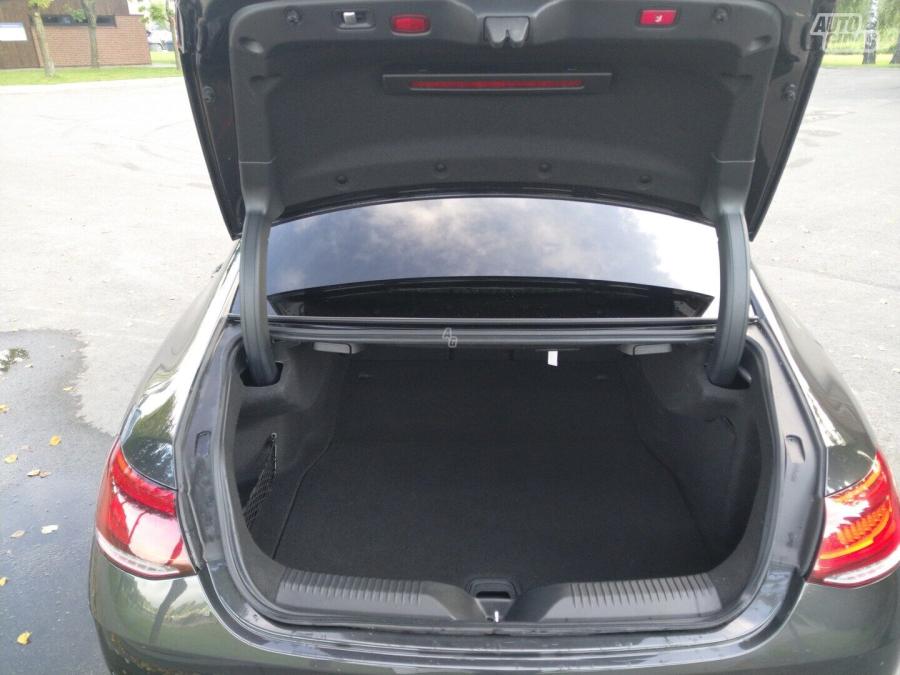 Black Mercedes-Benz cls-300 2023 in Kaisiadorys, with an engine capacity of 2.00 L and mileage of 67 thousand km for 38800 €, photo 19 on AUTOMOTO.COM.LV
