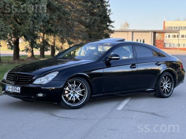 Black Mercedes-Benz CLS 320 2005 in Jelgava, with an engine capacity of 3.20 L and mileage of 0 thousand km for 4700 €, photo 3 on AUTOMOTO.COM.LV