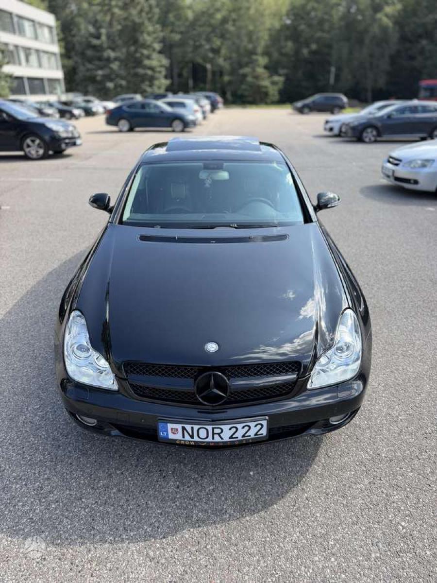 Melns Mercedes-Benz CLS 320 2005 Viļņa, ar dzinēja tilpumu 2.99 L un nobraukumu 436 tūkst. km par 4300 €, foto 5 vietnē AUTOMOTO.COM.LV