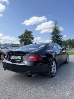 Melns Mercedes-Benz CLS 320 2005 Viļņa, ar dzinēja tilpumu 2.99 L un nobraukumu 436 tūkst. km par 4300 €, foto 8 vietnē AUTOMOTO.COM.LV