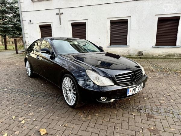 Black Mercedes-Benz CLS 320 2006 in Jonava, with an engine capacity of 3.20 L and mileage of 400 thousand km for 4700 €, photo 1 on AUTOMOTO.COM.LV