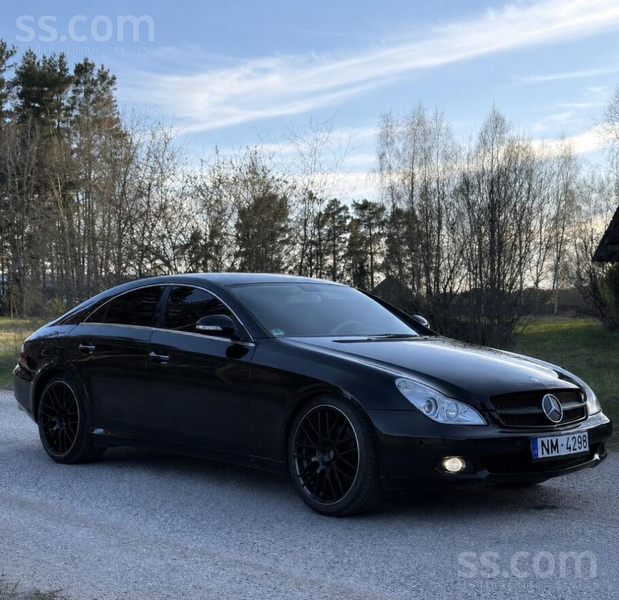 Melns Mercedes-Benz CLS 320 2007 Jēkabpils, ar dzinēja tilpumu 3.00 L un nobraukumu 276 tūkst. km par 4555 €, foto 1 vietnē AUTOMOTO.COM.LV