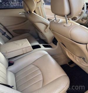 Melns Mercedes-Benz CLS 320 2007 Jēkabpils, ar dzinēja tilpumu 3.00 L un nobraukumu 276 tūkst. km par 4555 €, foto 8 vietnē AUTOMOTO.COM.LV