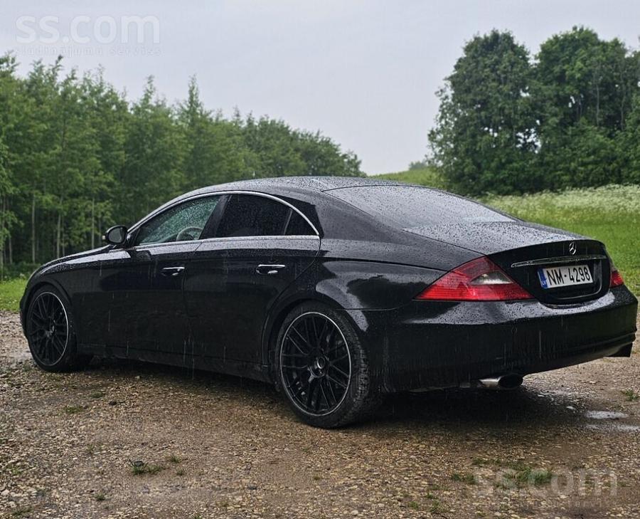 Melns Mercedes-Benz CLS 320 2007 Jēkabpils, ar dzinēja tilpumu 3.00 L un nobraukumu 276 tūkst. km par 4443 €, foto 3 vietnē AUTOMOTO.COM.LV
