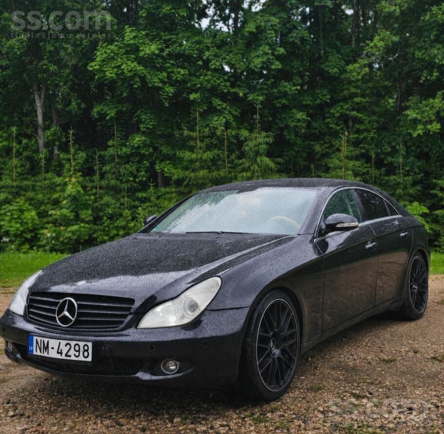 Melns Mercedes-Benz CLS 320 2007 Jēkabpils, ar dzinēja tilpumu 3.00 L un nobraukumu 276 tūkst. km par 4443 €, foto 5 vietnē AUTOMOTO.COM.LV