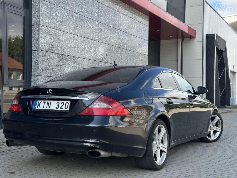 Melns Mercedes-Benz CLS 320 2007 Klaipėda, ar dzinēja tilpumu 3.20 L un nobraukumu 400 tūkst. km par 2650 €, foto 6 vietnē AUTOMOTO.COM.LV