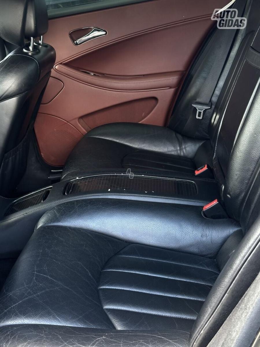 Melns Mercedes-Benz CLS 320 2007 Klaipėda, ar dzinēja tilpumu 3.20 L un nobraukumu 400 tūkst. km par 2650 €, foto 14 vietnē AUTOMOTO.COM.LV