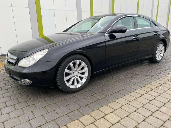 Melns Mercedes-Benz CLS 320 2008 Raseiniai, ar dzinēja tilpumu 2.99 L un nobraukumu 273 tūkst. km par 6300 €, foto 1 vietnē AUTOMOTO.COM.LV