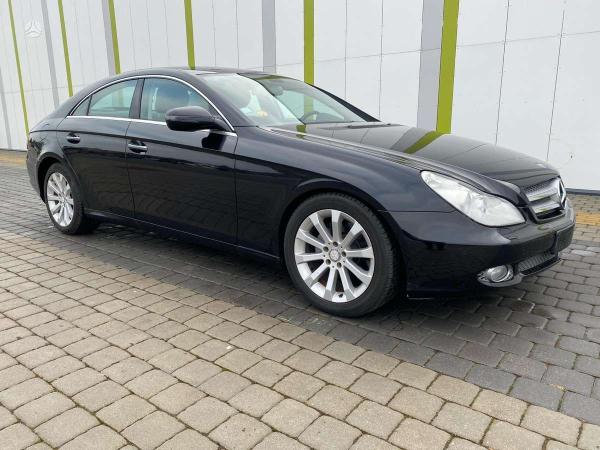 Melns Mercedes-Benz CLS 320 2008 Raseiniai, ar dzinēja tilpumu 2.99 L un nobraukumu 273 tūkst. km par 6300 €, foto 3 vietnē AUTOMOTO.COM.LV