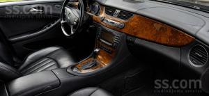 Black Mercedes-Benz CLS 320 2008 in Balvi, with an engine capacity of 3.20 L and mileage of 350 thousand km for 4999 €, photo 15 on AUTOMOTO.COM.LV