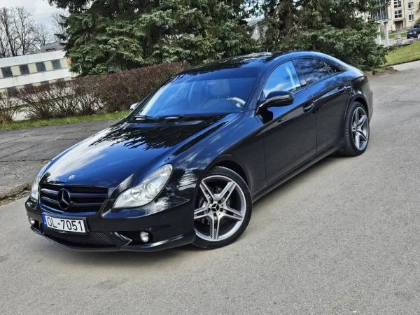 Black Mercedes-Benz CLS 320 2008 in Jekabpils, with an engine capacity of 3.00 L and mileage of 325 thousand km for 6490 €, photo 1 on AUTOMOTO.COM.LV