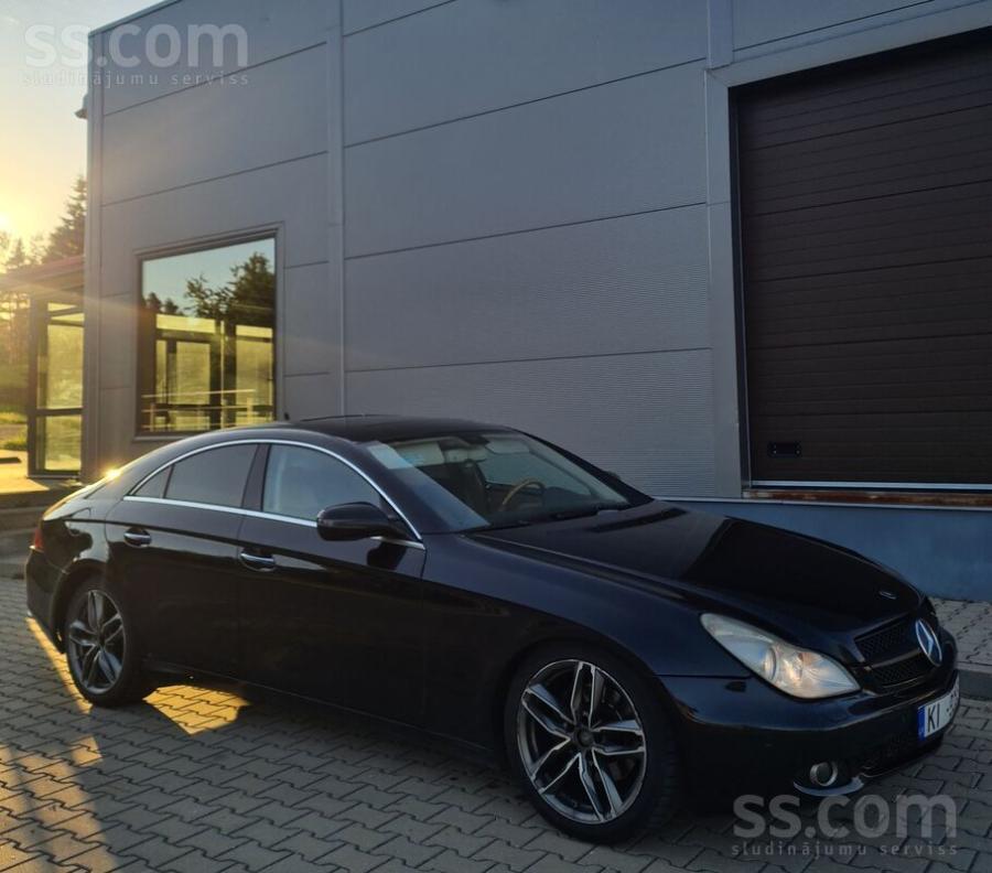 Melns Mercedes-Benz CLS 320 2008 Rīga, ar dzinēja tilpumu 3.00 L un nobraukumu 330 tūkst. km par 6890 €, foto 3 vietnē AUTOMOTO.COM.LV