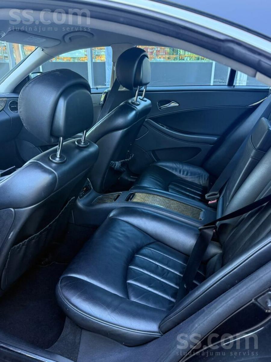 Melns Mercedes-Benz CLS 320 2008 Rīga, ar dzinēja tilpumu 3.00 L un nobraukumu 0 tūkst. km par 6000 €, foto 10 vietnē AUTOMOTO.COM.LV