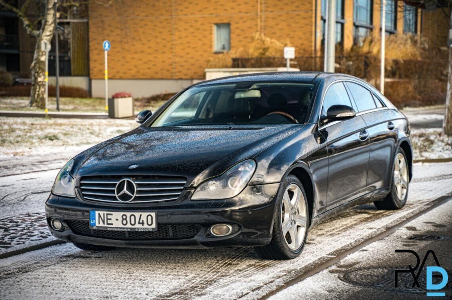 Melns Mercedes-Benz CLS 320 2005 Rīga, ar dzinēja tilpumu 3.00 L un nobraukumu 431 tūkst. km par 3990 €, foto 1 vietnē AUTOMOTO.COM.LV
