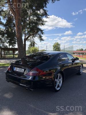Melns Mercedes-Benz CLS 320 2005 Jēkabpils, ar dzinēja tilpumu 3.00 L un nobraukumu 425 tūkst. km par 5850 €, foto 5 vietnē AUTOMOTO.COM.LV