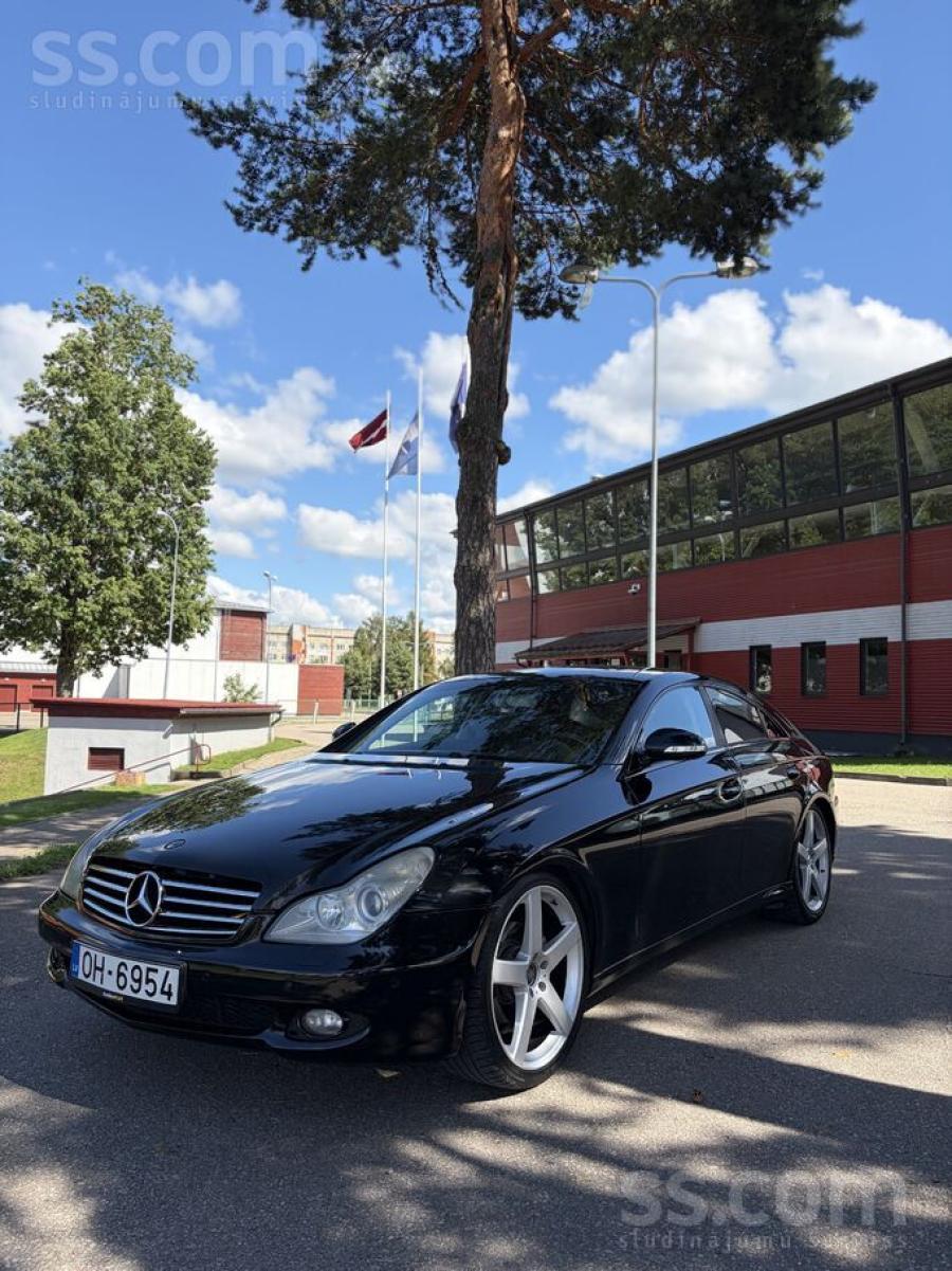 Melns Mercedes-Benz CLS 320 2005 Jēkabpils, ar dzinēja tilpumu 3.00 L un nobraukumu 425 tūkst. km par 5850 €, foto 8 vietnē AUTOMOTO.COM.LV