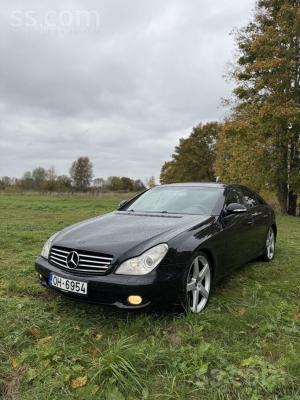 Melns Mercedes-Benz CLS 320 2005 Jēkabpils, ar dzinēja tilpumu 3.00 L un nobraukumu 425 tūkst. km par 5750 €, foto  vietnē AUTOMOTO.COM.LV