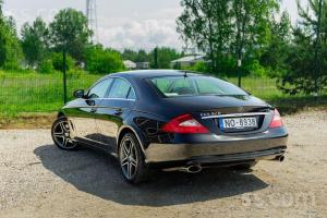 Melns Mercedes-Benz CLS 320 2006 Rīga, ar dzinēja tilpumu 3.00 L un nobraukumu 0 tūkst. km par 5890 €, foto 4 vietnē AUTOMOTO.COM.LV