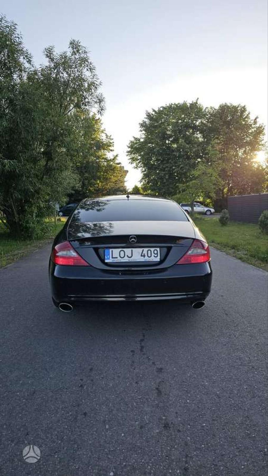 Melns Mercedes-Benz CLS 320 2006 Kauņa, ar dzinēja tilpumu 2.99 L un nobraukumu 276 tūkst. km par 2950 €, foto 7 vietnē AUTOMOTO.COM.LV