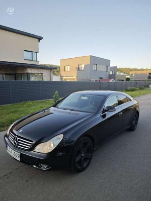 Melns Mercedes-Benz CLS 320 2006 Kauņa, ar dzinēja tilpumu 2.99 L un nobraukumu 276 tūkst. km par 2950 €, foto 8 vietnē AUTOMOTO.COM.LV