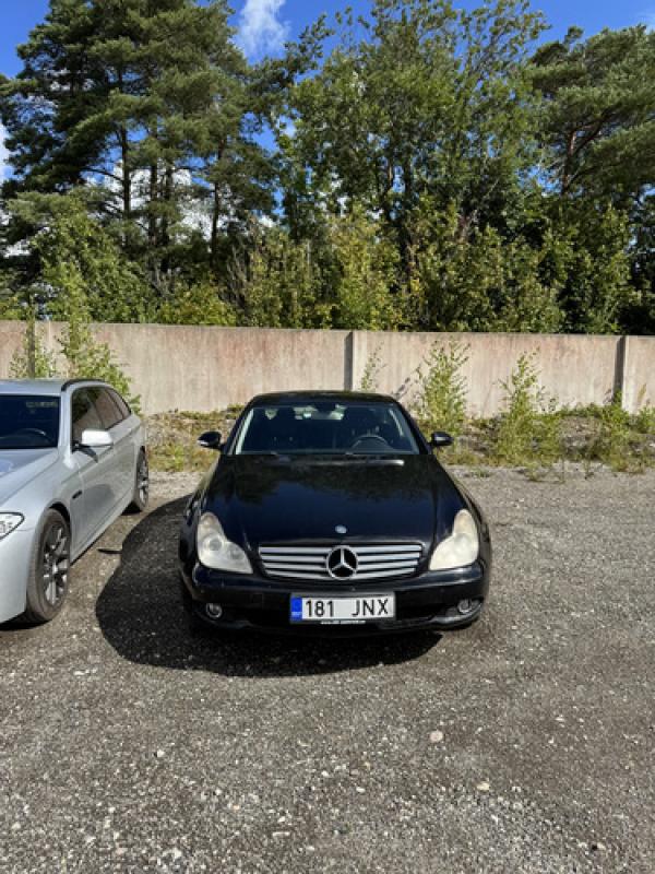 Black Mercedes-Benz CLS 320 2006 in Tallinn, with an engine capacity of 0.00 L and mileage of 273 thousand km for 3500 €, photo 1 on AUTOMOTO.COM.LV